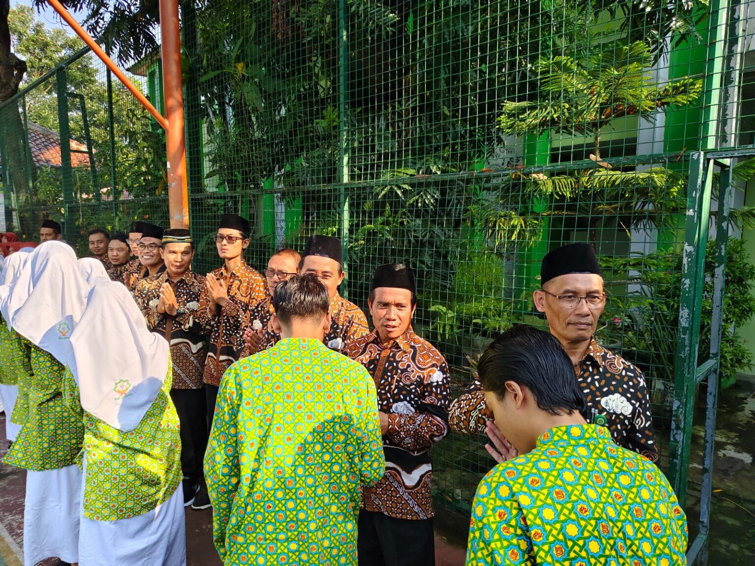 Home 2 - MAN 2 SLEMAN
